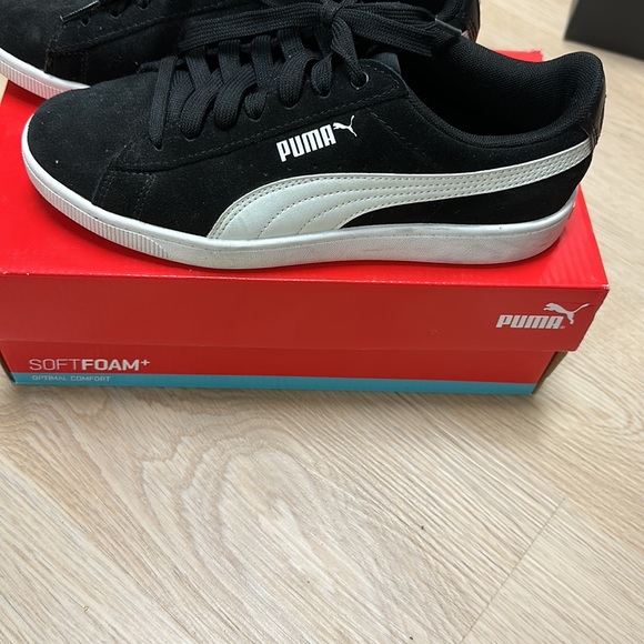 Puma | Shoes | Puma Vicky V2 Womens Whiteblack Shoe | Poshmark